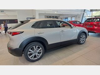 Eladó új MAZDA CX-30 Érkezés: 2025-Május! 5WGN 2.5L e-SKYACTIV G 140ps 6MT FWD Centre-line ...