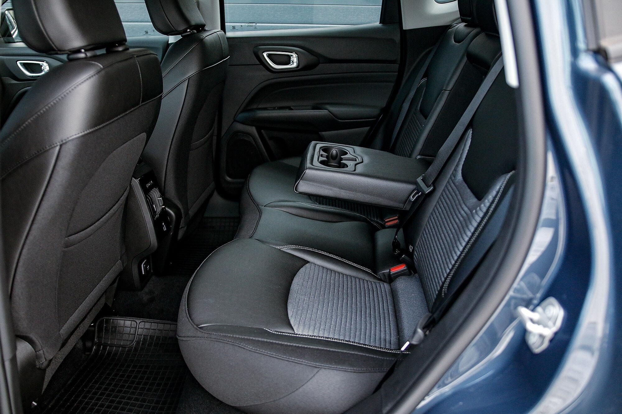 Eladó új JEEP COMPASS 1.5 e-Hybrid Summit DCT Készletkisöprő áron ...