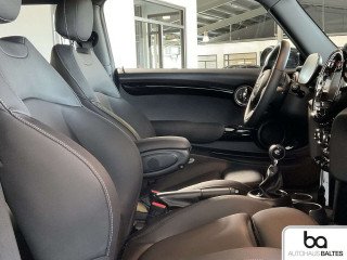 Eladó használt MINI COOPER Classic LED/Premium/SH/Black/Multi/AAC/Driv ...