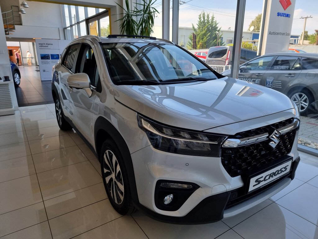 Eladó új SUZUKI SX4 S-CROSS 1.4 GLX 2WD 6MT panoráma, Érd, Pest megye (hm37ru)