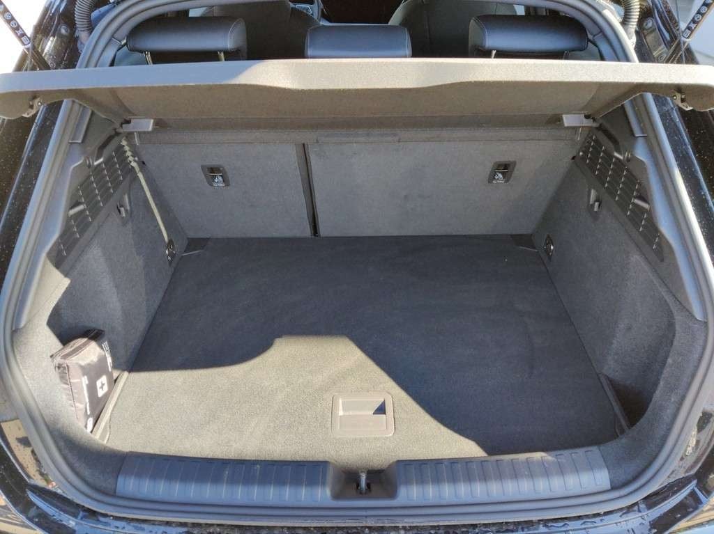 Eladó használt AUDI A3 Sportback S line AHK*VIRTUAL*NAVI*LED*TEMP*PARK ...