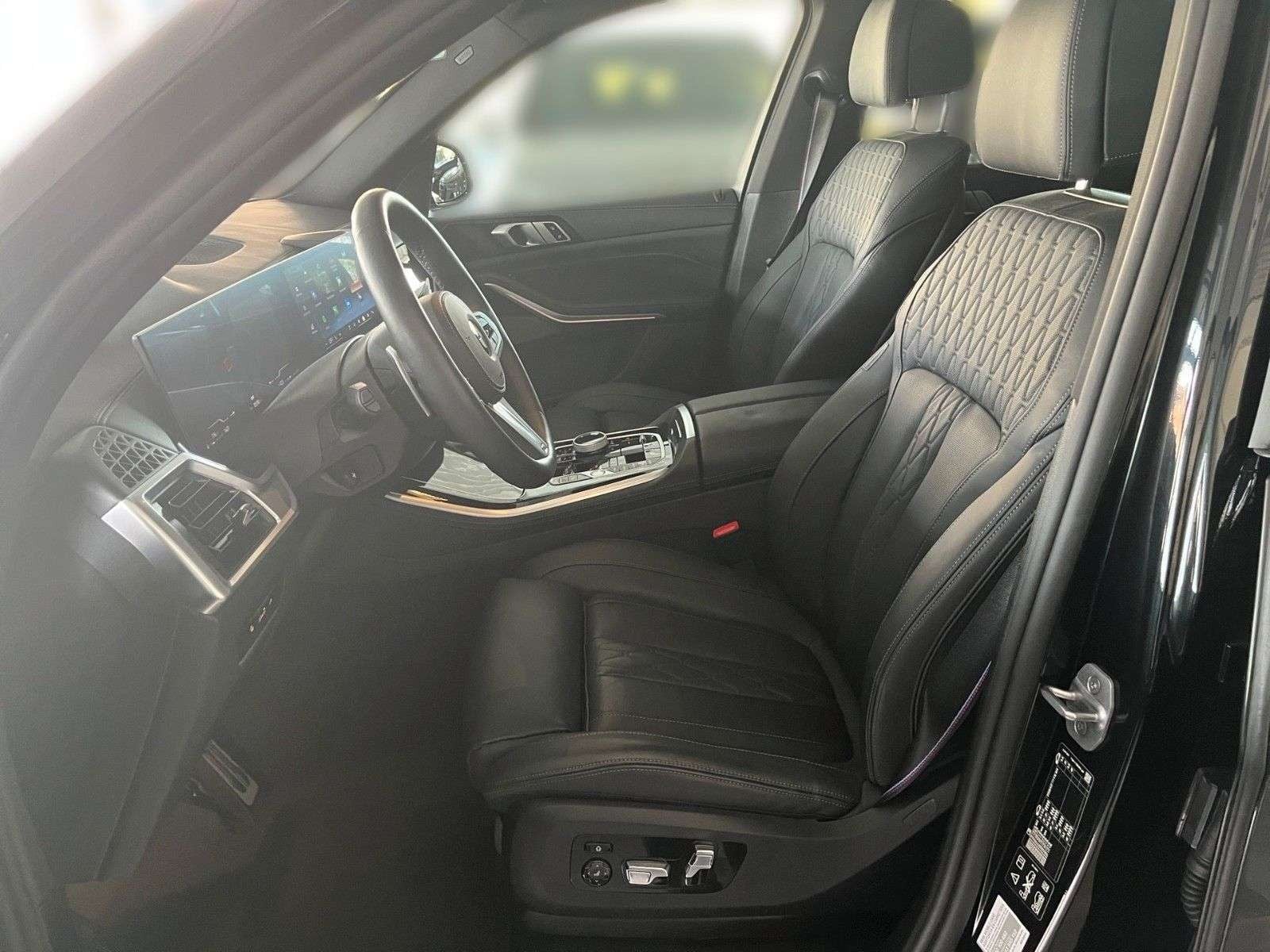 Eladó használt BMW X5 xDrive 30d M SPORT PRO/LED/AHK/PANO DA/7 SITZ ...