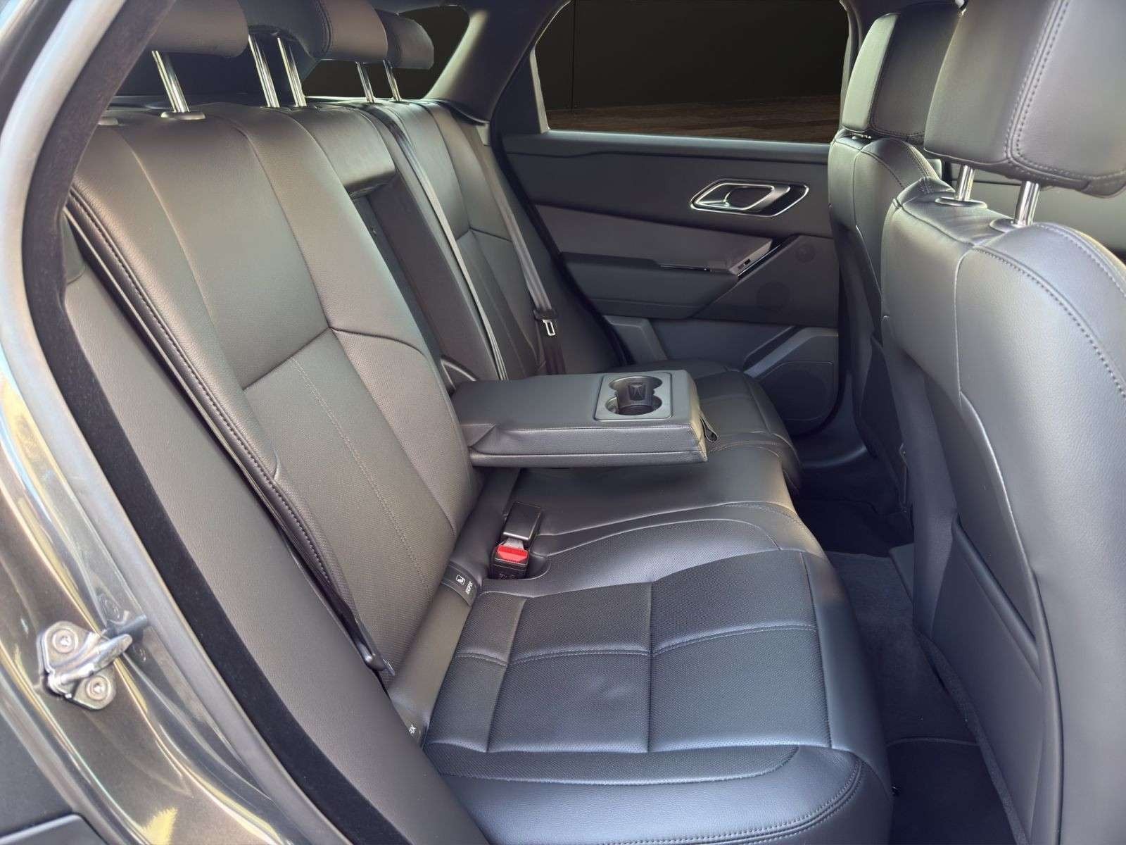 Eladó új LAND ROVER RANGE VELAR Plug in Hybrid P400e S Black P ...