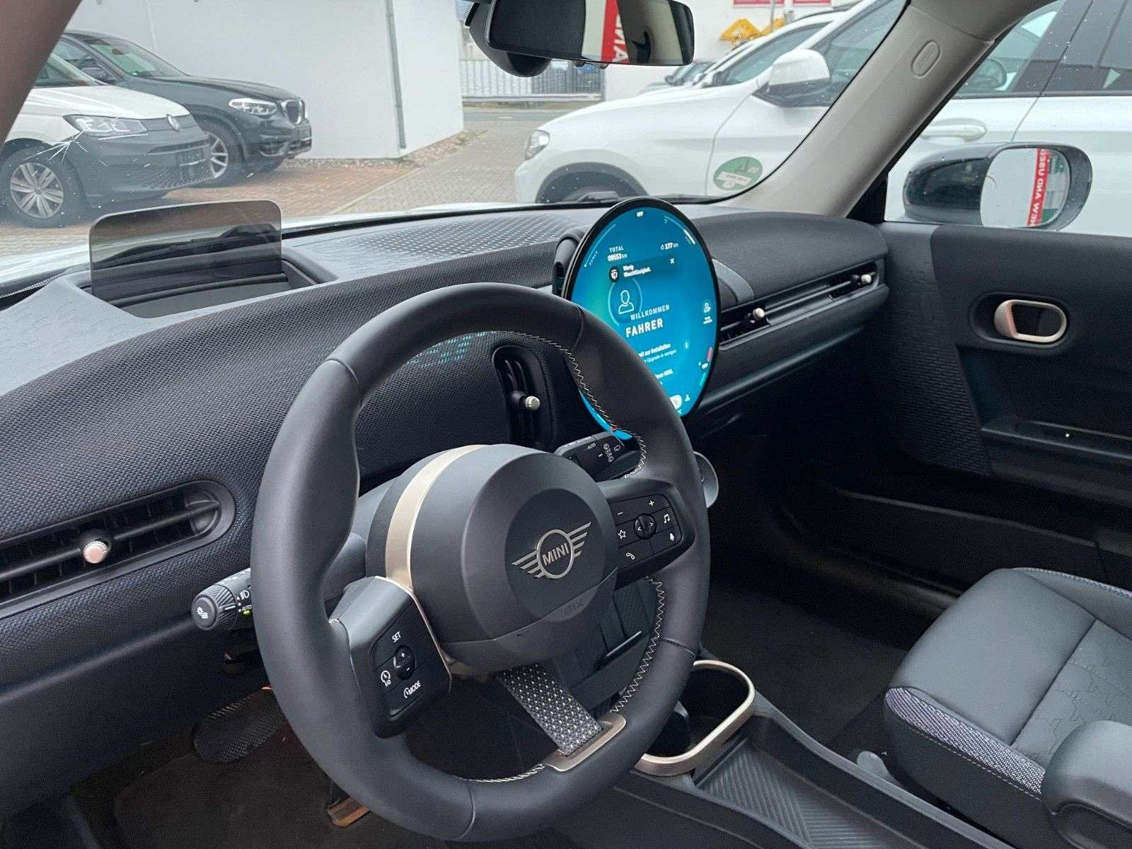 Eladó használt MINI COOPER C |Navi|HUD|Park/Drive Assistant|Kamera ...