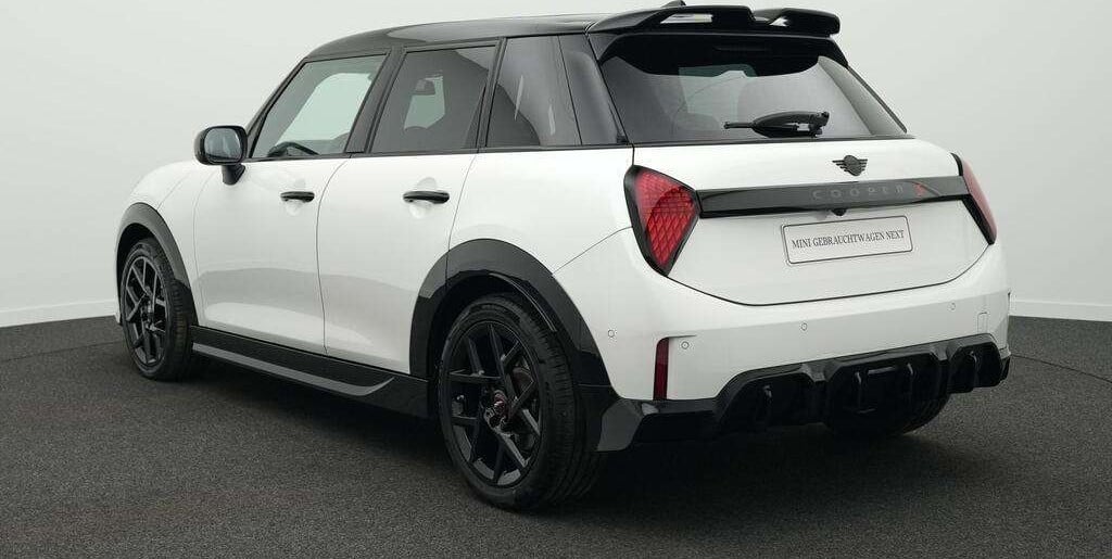 Eladó használt MINI COOPER S John Works Trim, Budapest (z7epm2)