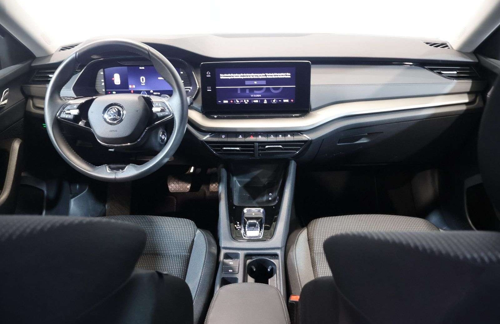 Eladó használt SKODA OCTAVIA 2.0 TDI DSG Ambition AID+KEY+LED+AHK+17 ...