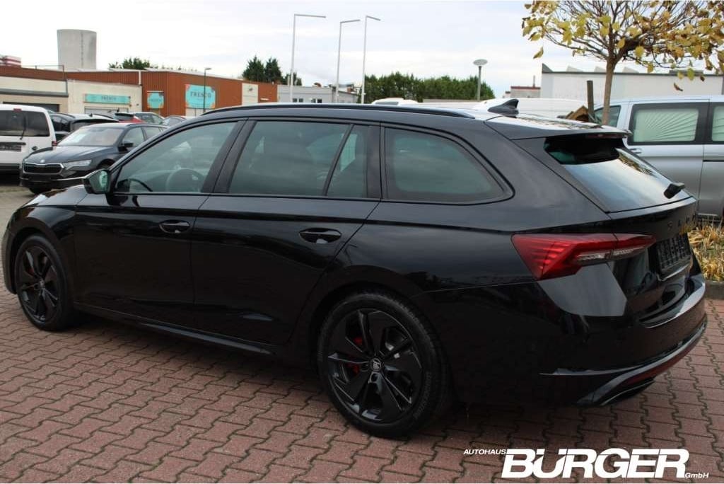 Eladó használt SKODA OCTAVIA Combi RS El. panoráma Navi Digitales ...