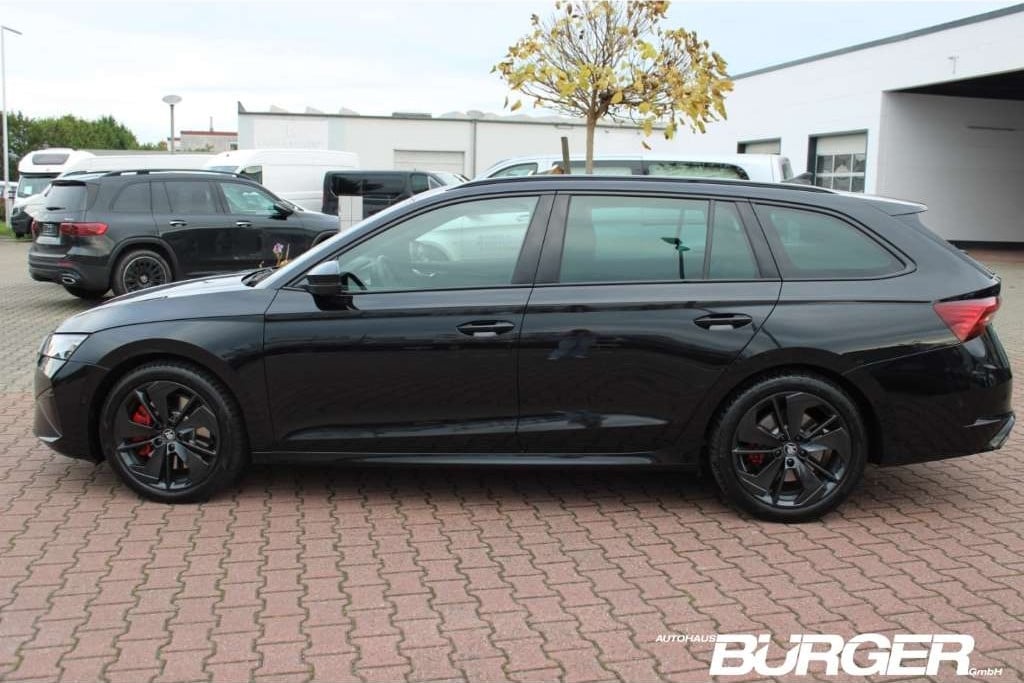 Eladó használt SKODA OCTAVIA Combi RS El. panoráma Navi Digitales ...