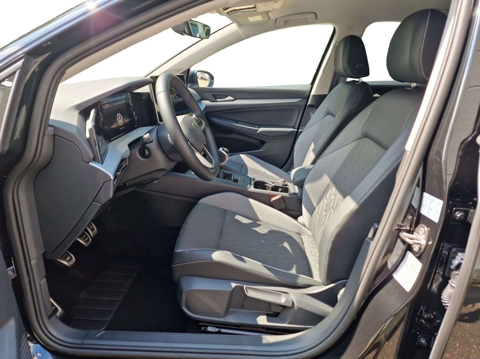 Eladó használt VOLKSWAGEN GOLF VIII 1.5 TSI GOAL/AHZV/Matrix LED/Kamera ...