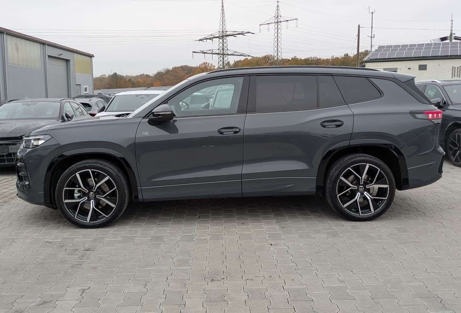 Eladó használt VOLKSWAGEN TAYRON 2.0 TDI 4M R Line BLACK*7Si*MATRIX ...