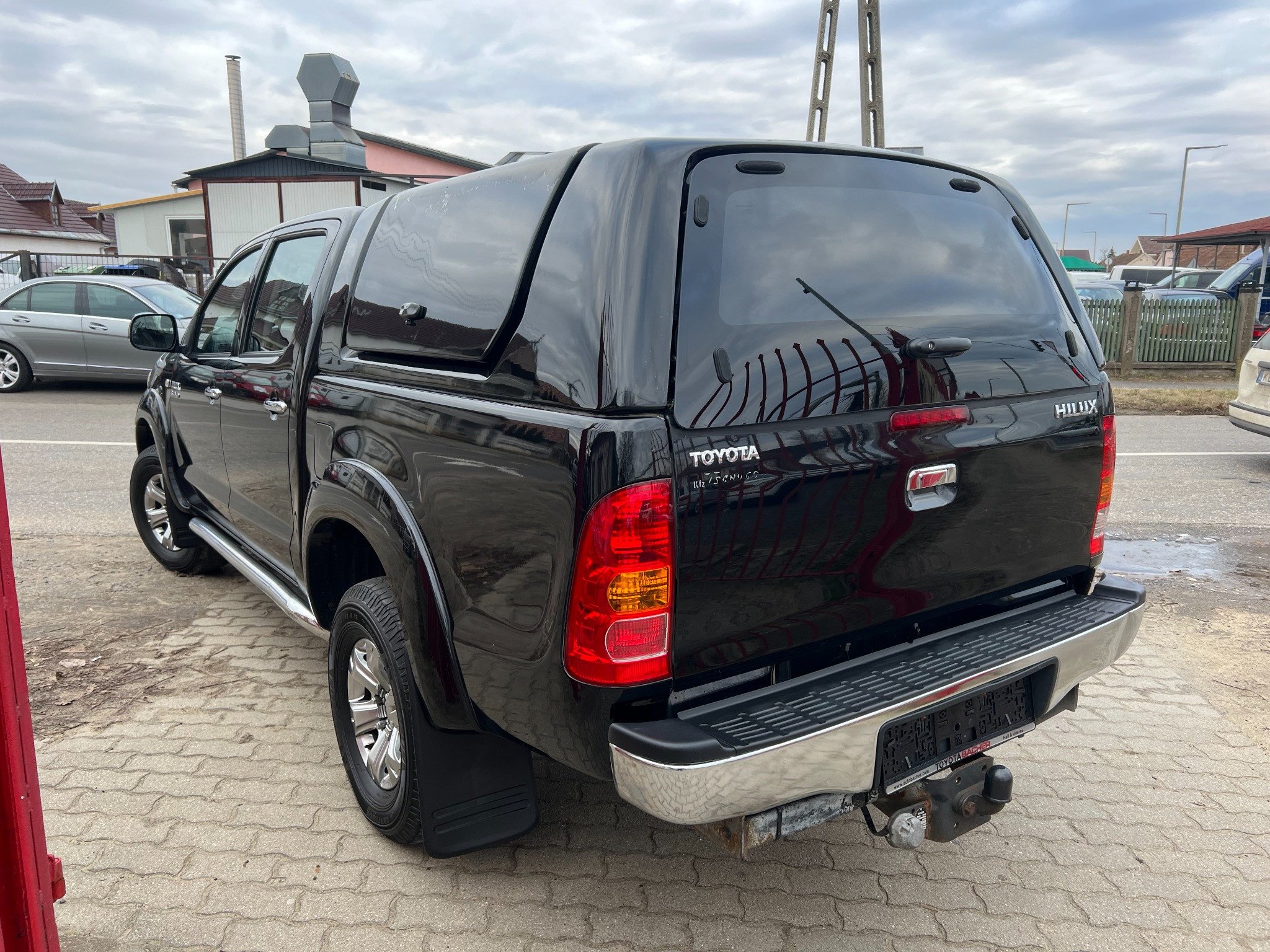 Eladó használt TOYOTA HILUX 3.0 D-4D 4x4 Double SR+ (Automata ...