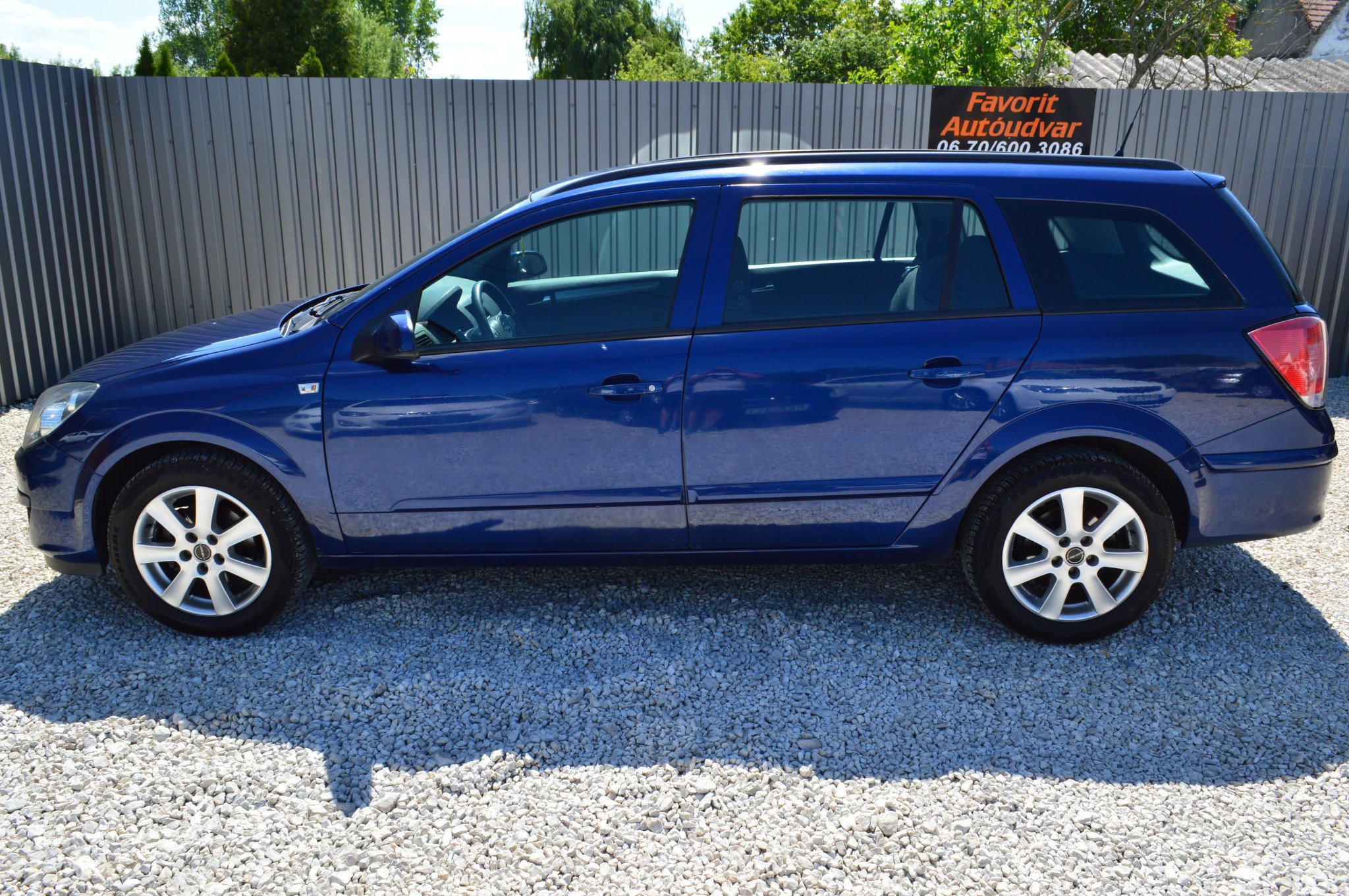 Eladó használt OPEL ASTRA H Caravan 1.4 Essentia, Pápa, Veszprém megye ...