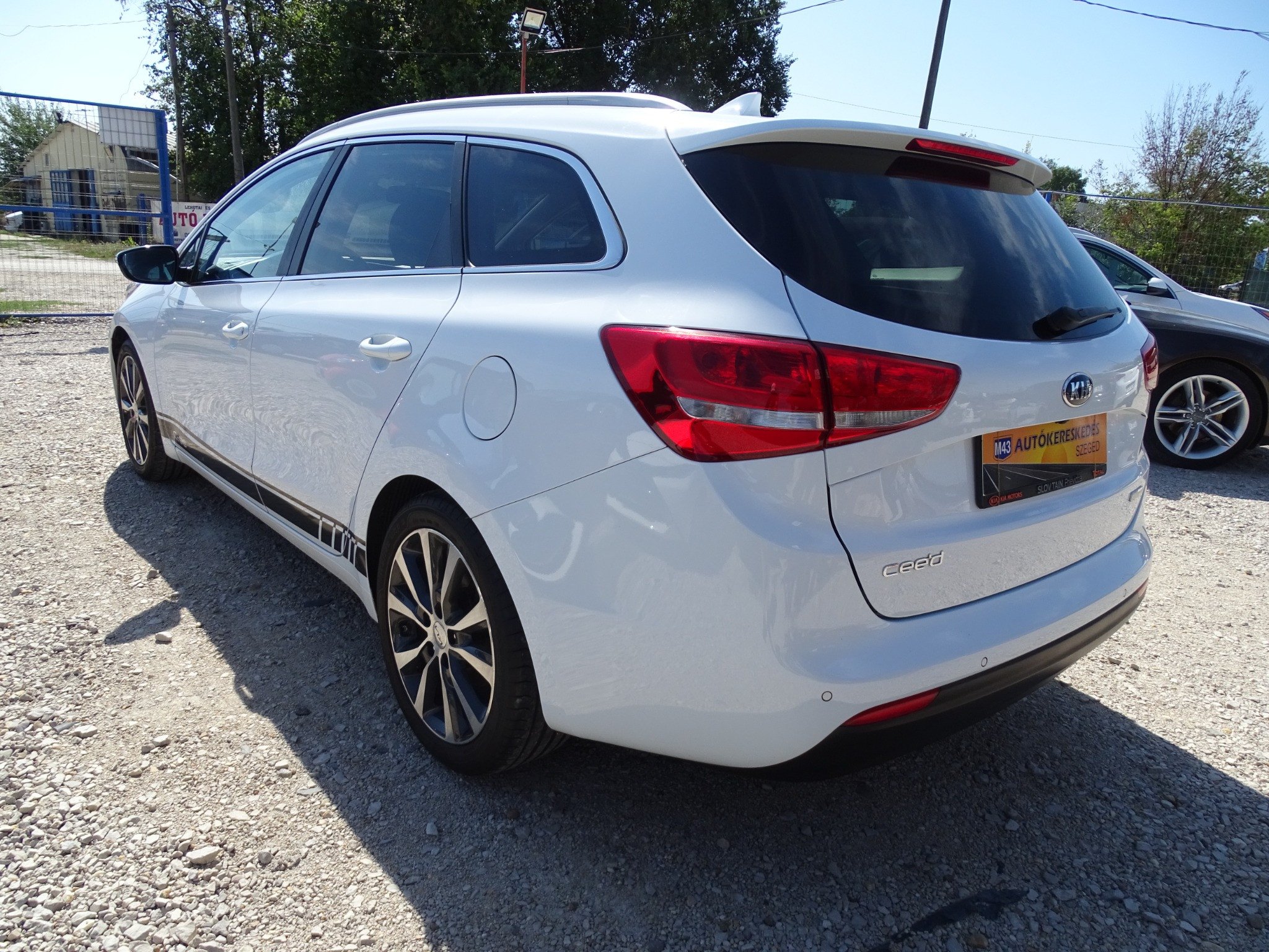 Eladó használt KIA PRO CEE'D SW 1.6 GDI EX Prémium 67.000Km! FRISS ...