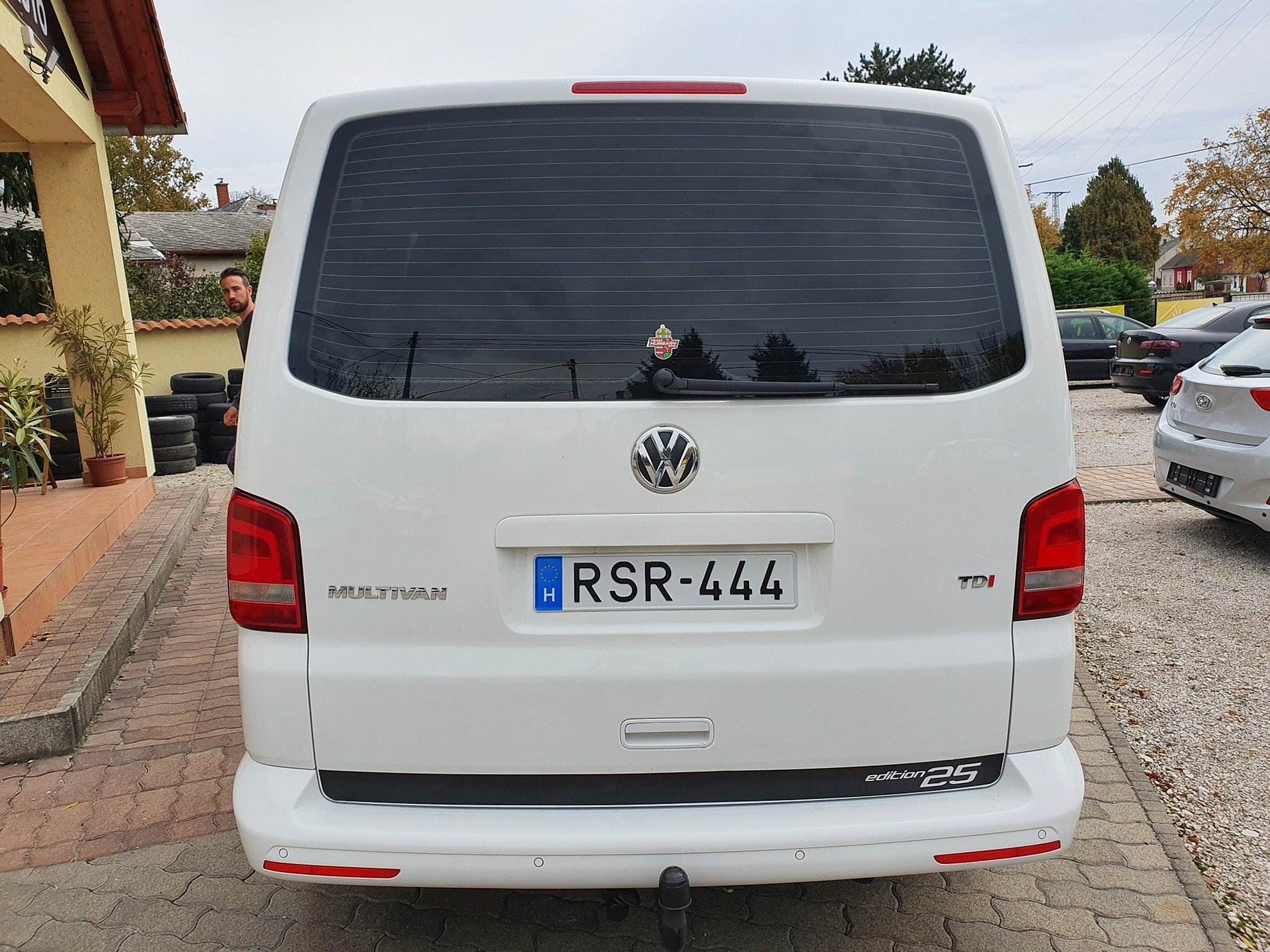 Eladó használt VOLKSWAGEN TRANSPORTER T5 Multivan 2.0 CR TDI ...
