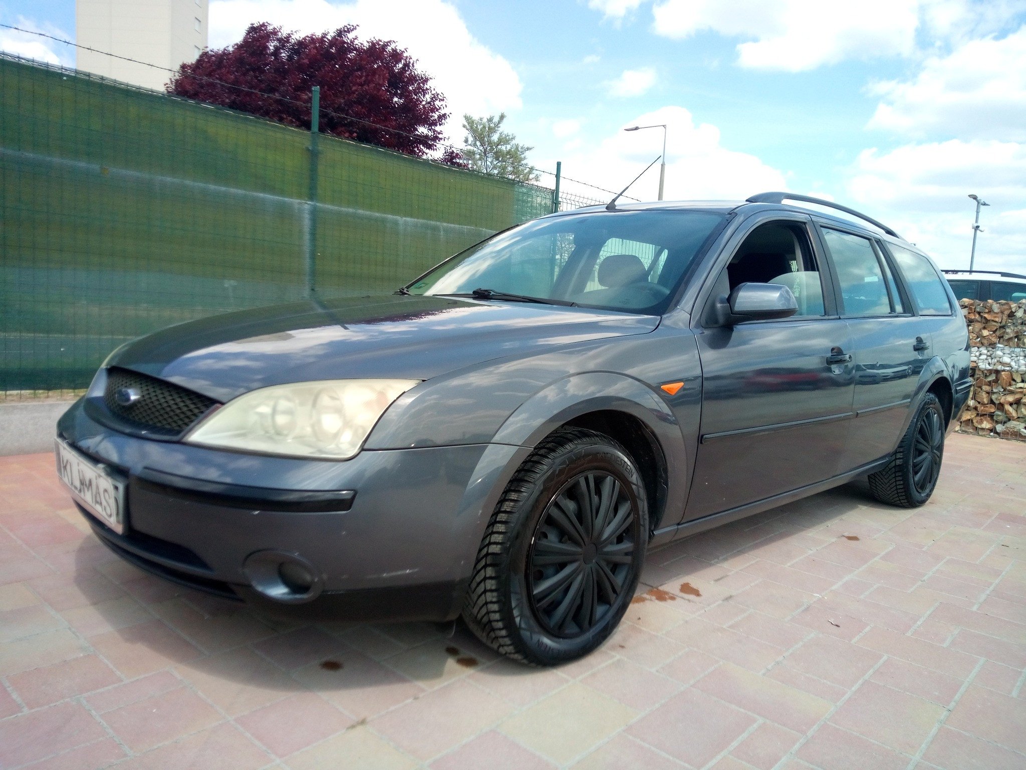Eladó használt FORD MONDEO II 1.8 Ghia, Kiskunfélegyháza, Bács-Kiskun megye (8btpy7)