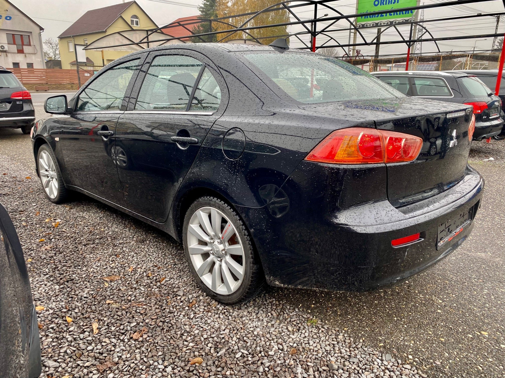 Eladó használt MITSUBISHI LANCER 1.8 Intense (t33mrm): Kocsi.hu