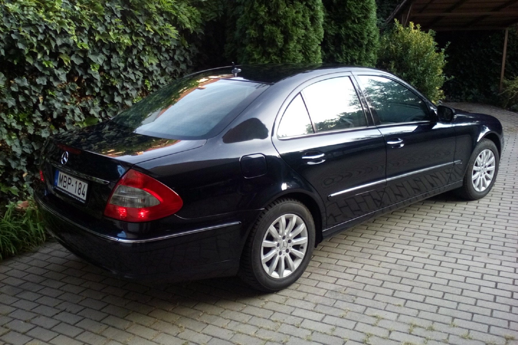 Eladó használt MERCEDES-BENZ E 280 CDI Elegance (Automata) (m2e2zv)