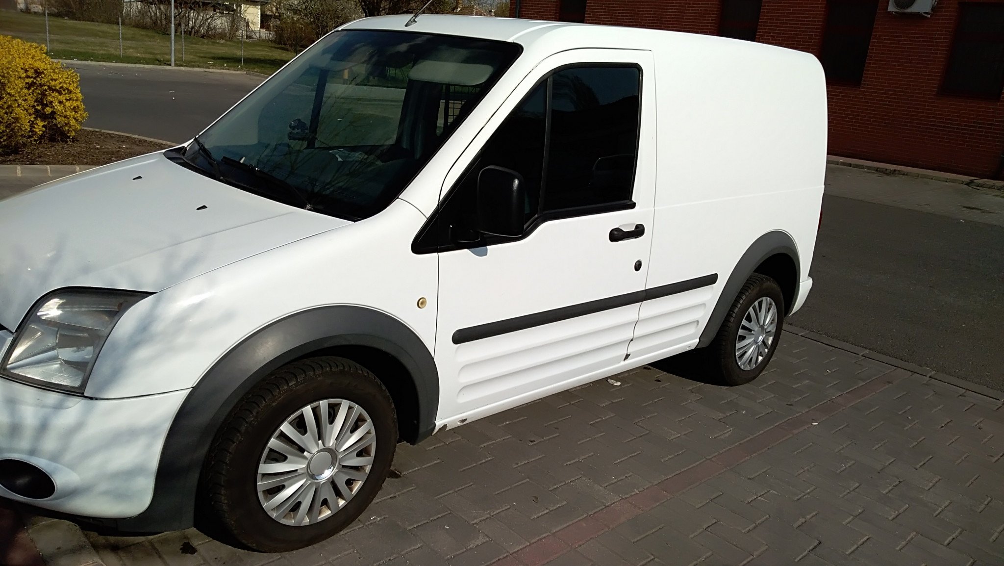 Eladó használt FORD CONNECT Transit 220 1.8 TDCi LWB Trend (uy5qx8)