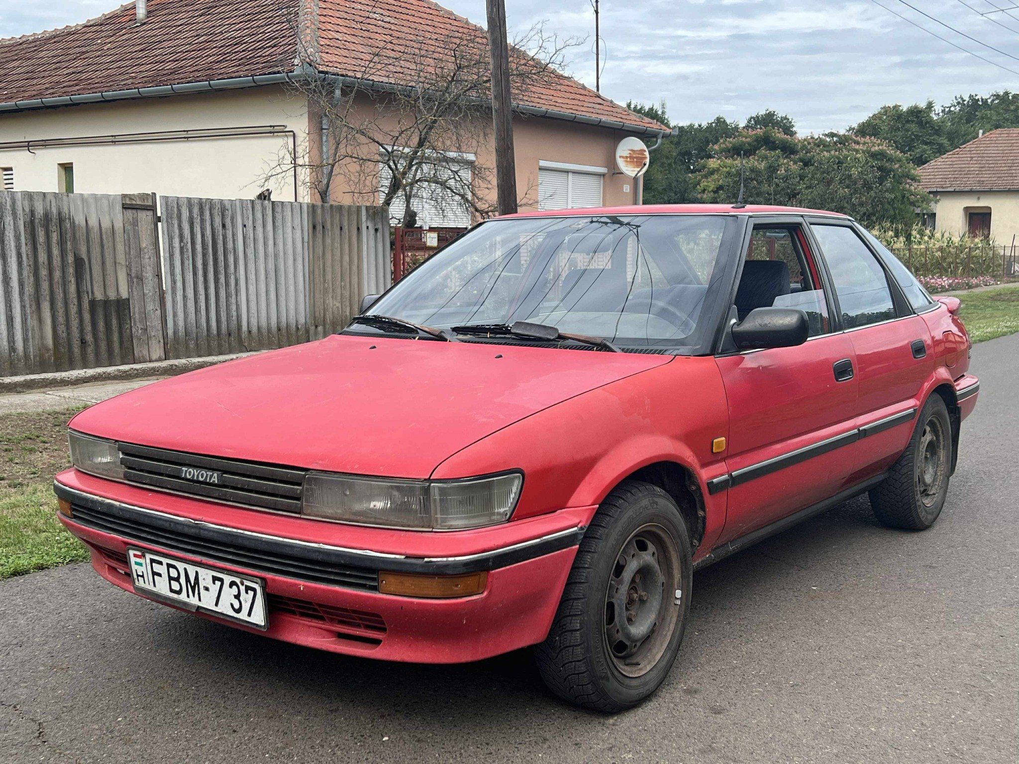 Eladó veterán TOYOTA COROLLA Sedan 1.6 GL, Újkígyós, Békés megye (v7w9as)