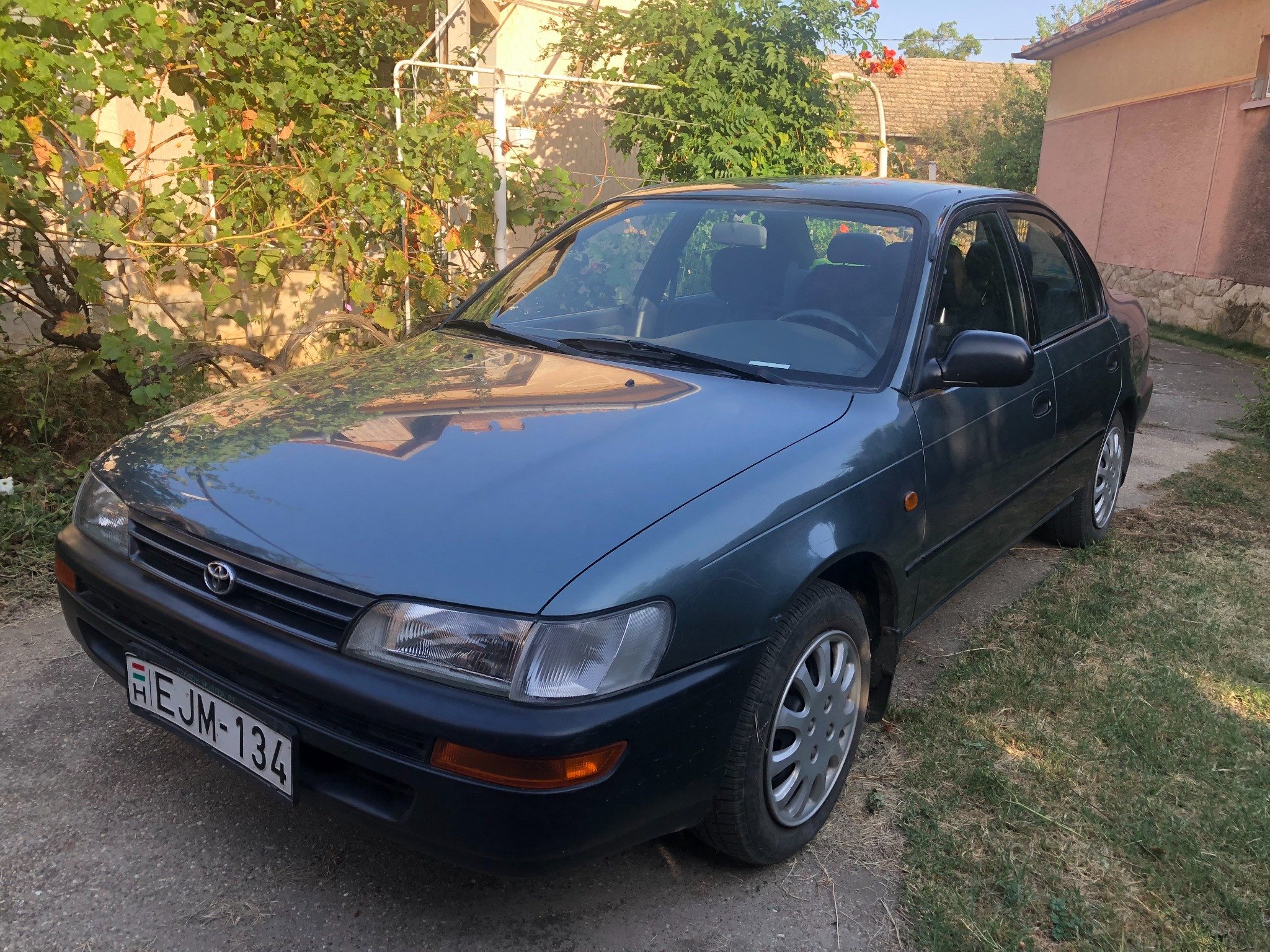 Eladó veterán TOYOTA COROLLA 1.3 XLi (wm93an): Kocsi.hu