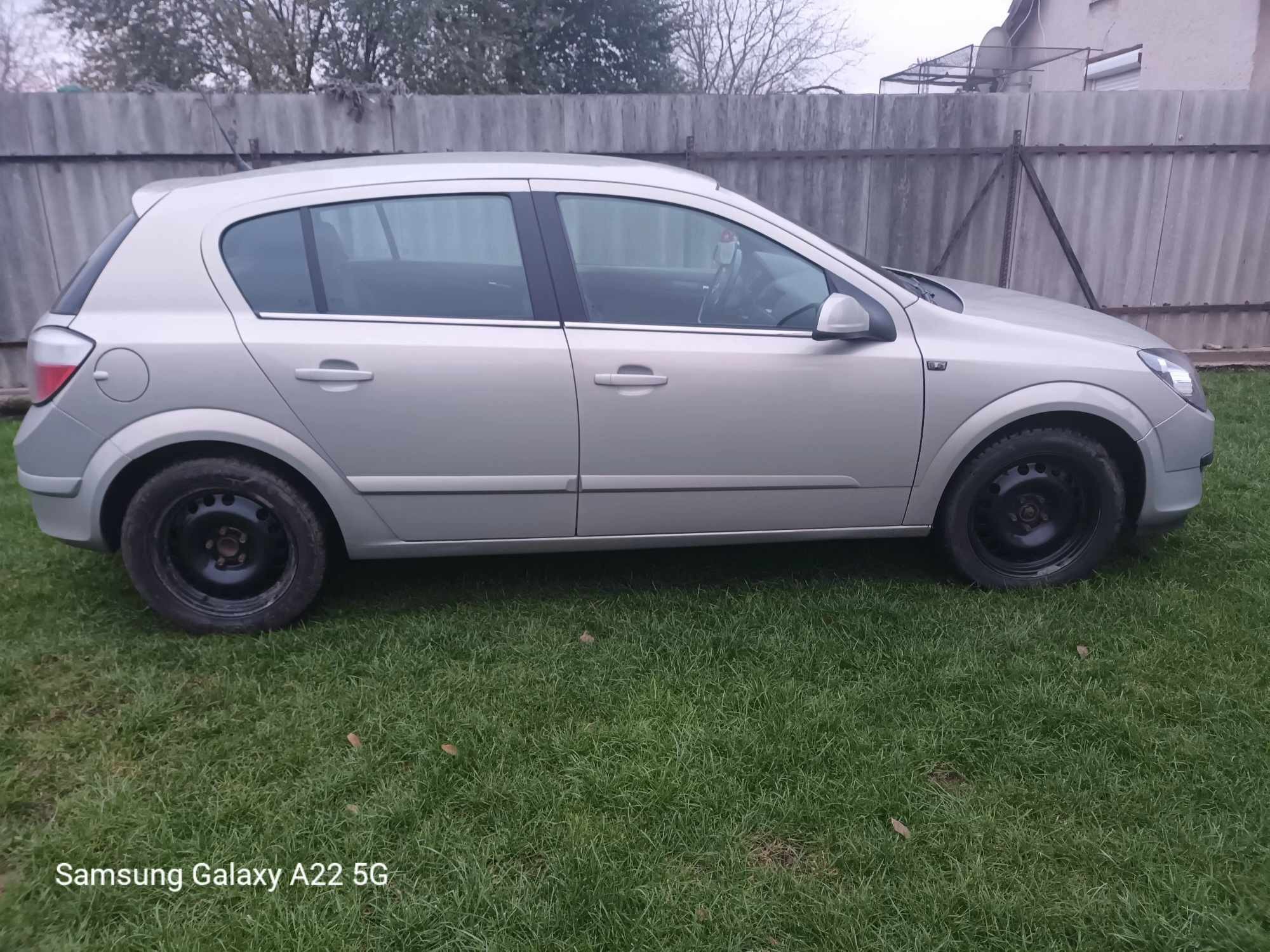 Eladó használt OPEL ASTRA H 1.7 CDTI Cosmo (uv2rv5): Kocsi.hu