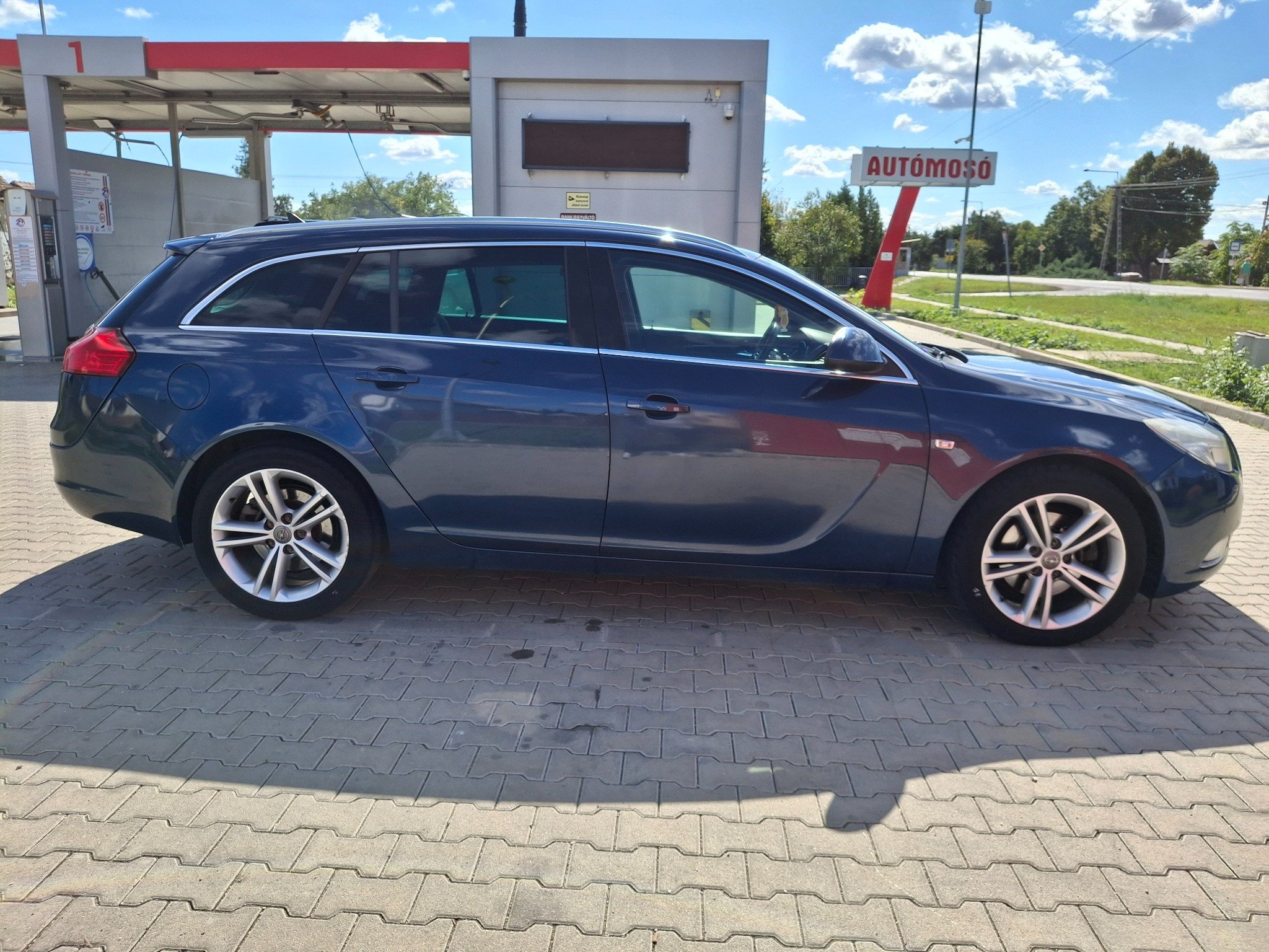 Eladó használt OPEL INSIGNIA A Sports Tourer 2.0 CDTI Sport (Automata ...