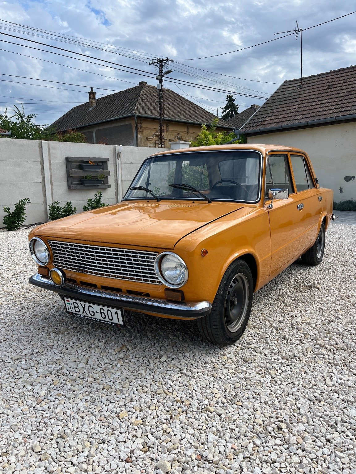 Eladó veterán LADA 1200 (28zdxn): Kocsi.hu