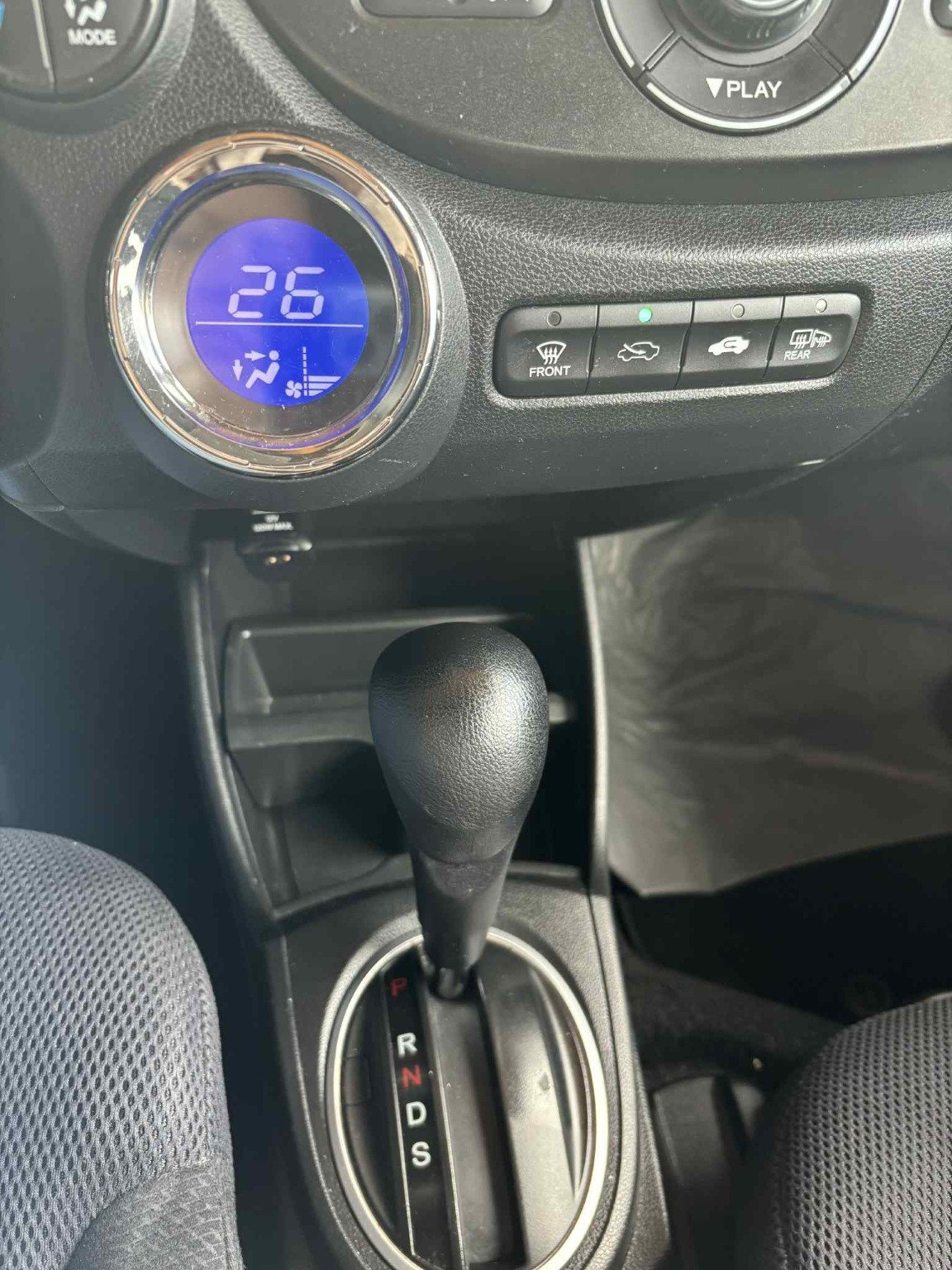 Eladó használt HONDA JAZZ 1.4 Hybrid (Automata) (b3tty9): Kocsi.hu