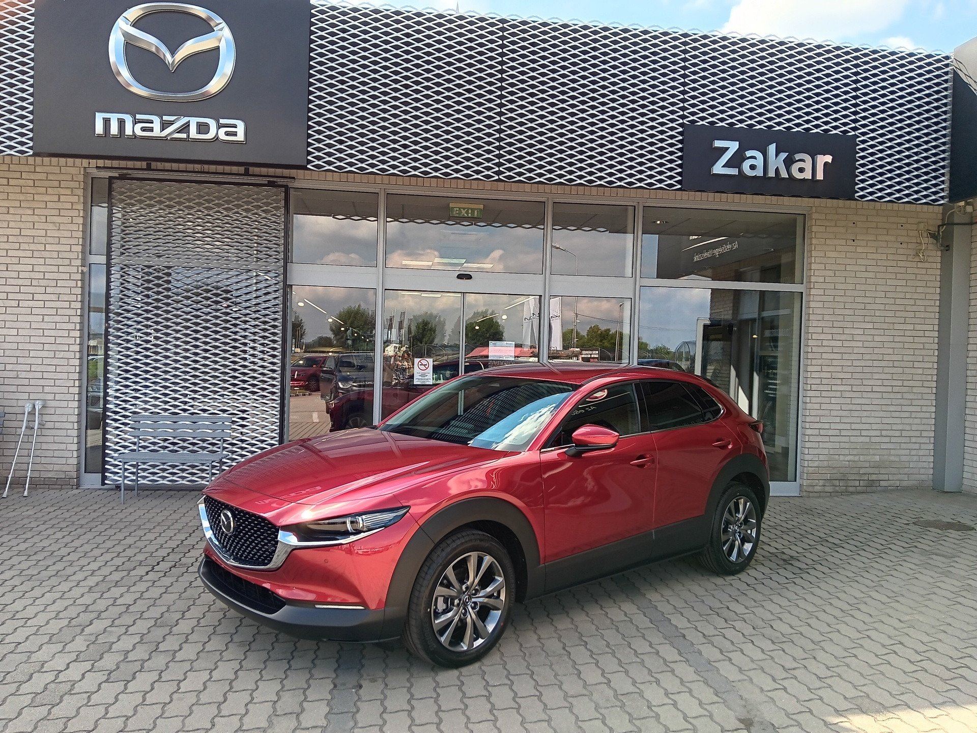 Eladó új MAZDA CX-30 2.5L e-SKYACTIV G 140ps 6AT FWD Takumi BLOP - OKTÓBER, Cegléd, Pest megye ...