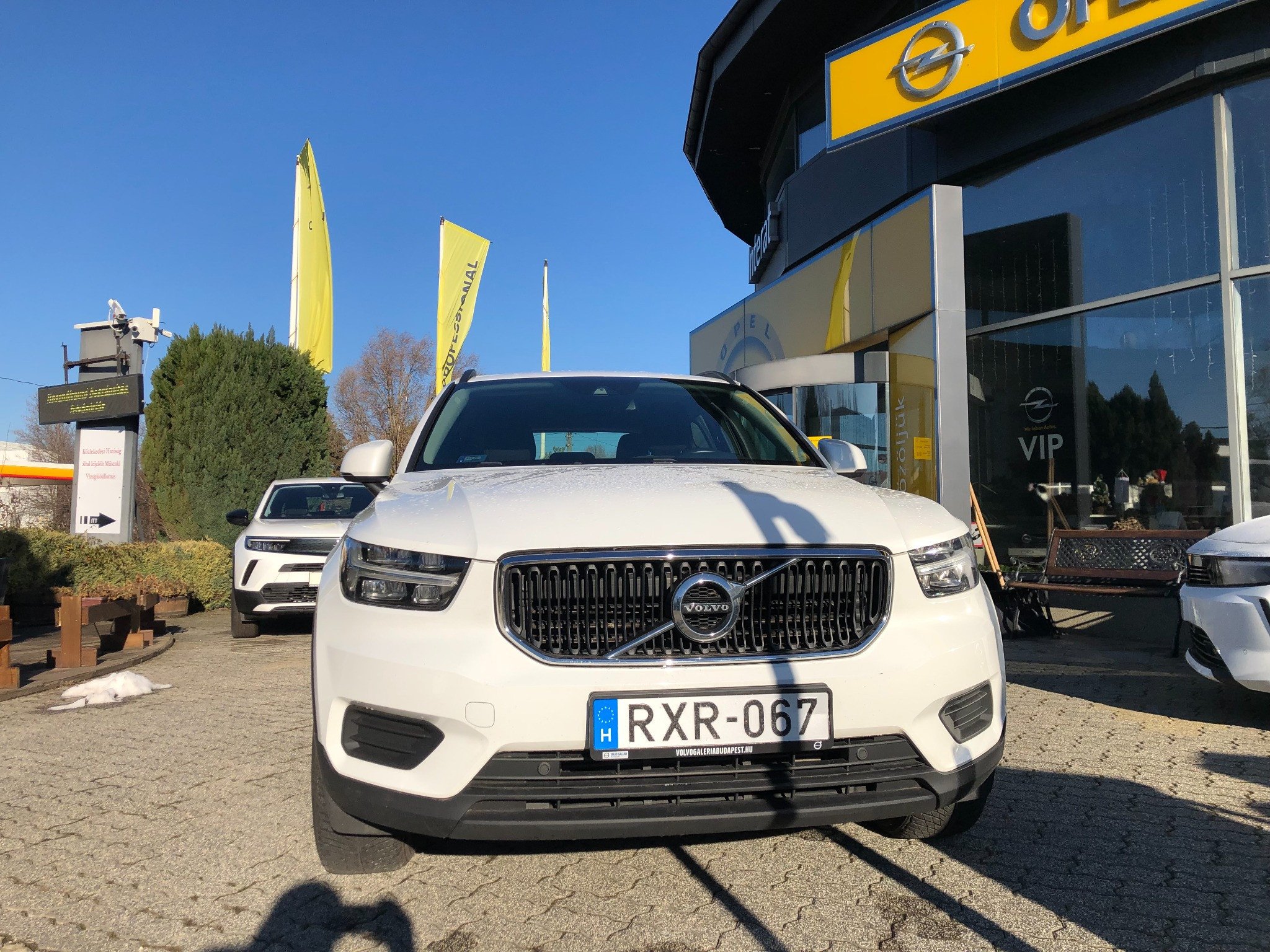 Eladó használt VOLVO XC40 2.0 [D3] Momentum Core, Budakeszi, Pest megye ...