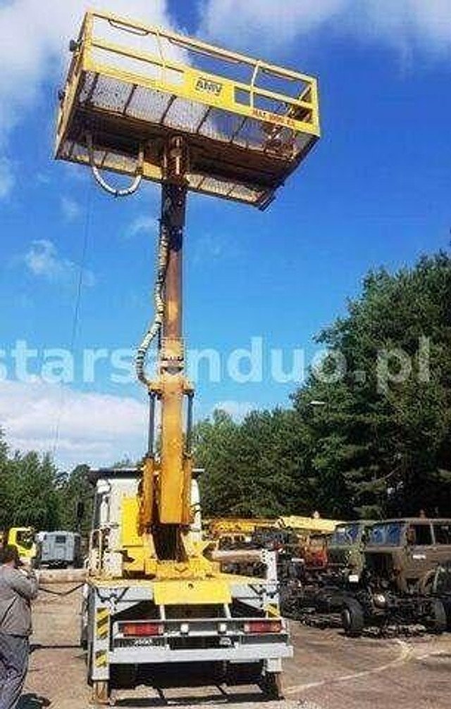 Eladó használt MAN TGA 18.310 4x4 AMV Platform 360 1000kg, Budapest (v5kzm2)