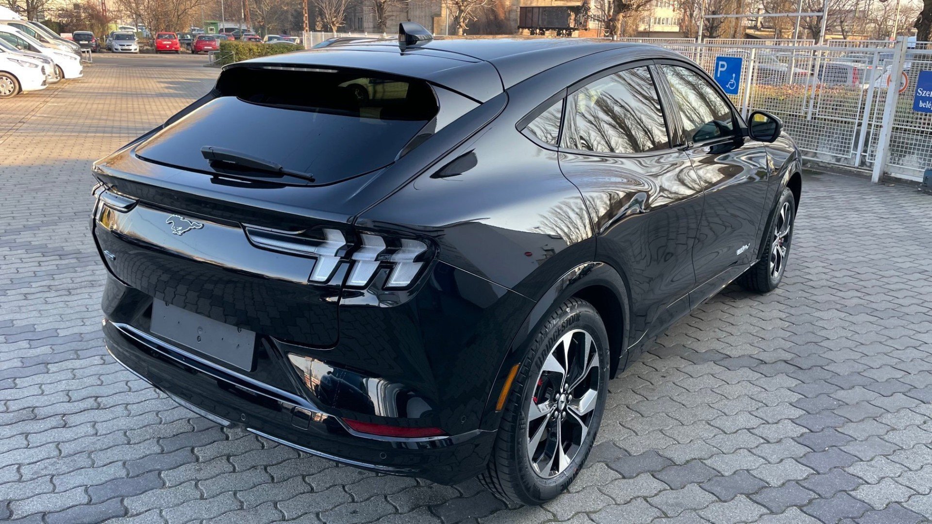 Eladó új FORD MUSTANG MACH-E Extended range (Automata), Budapest (k4ph7f)